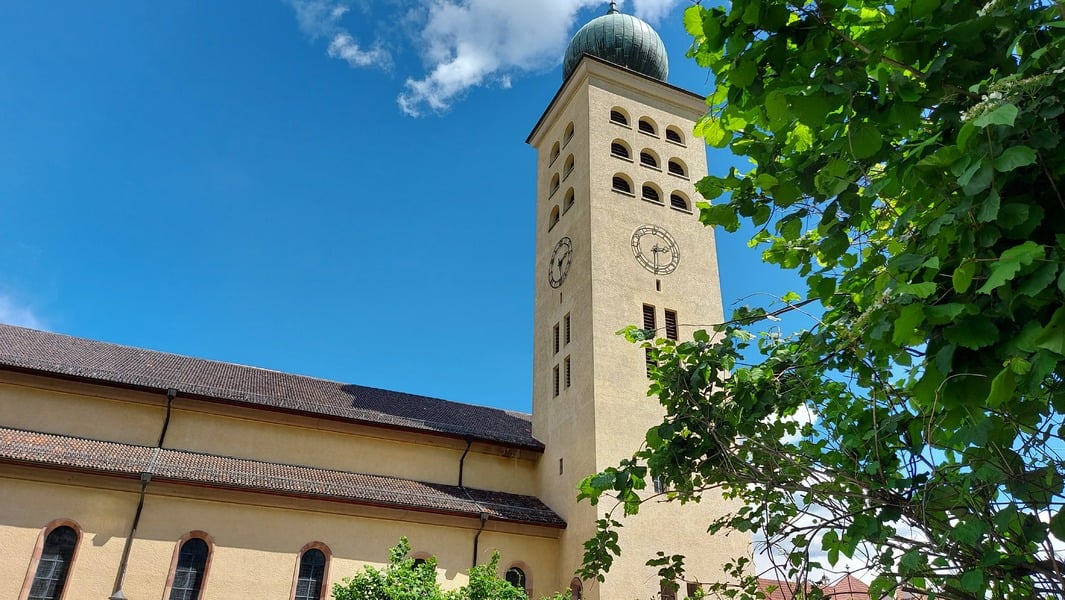 Erzpfarre Maria Himmelfahrt - Lana - Südtirol